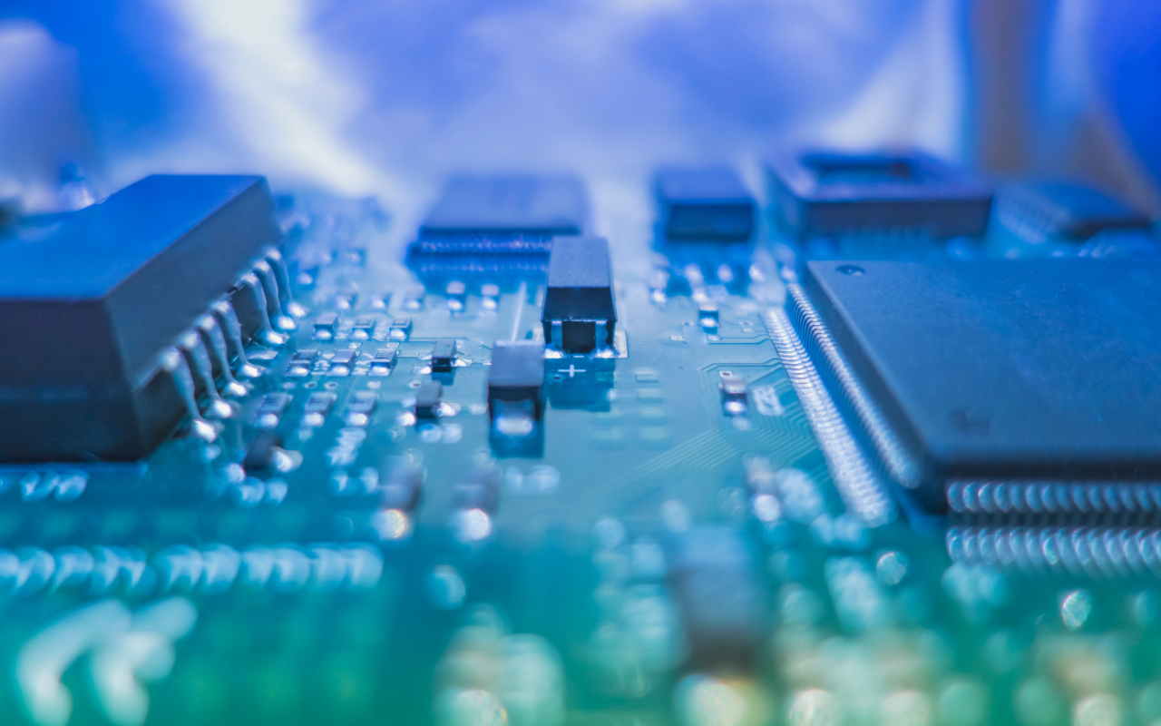 Embedded Electronic Solutions at the Heart of Defense & Security ...